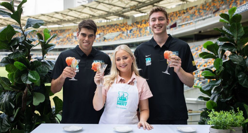 Bat for six with MasterChef alum Tessa Boersma and the Brisbane Heat ...